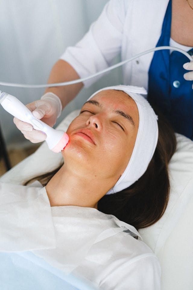 How to Regenerate Skin Faster | Hooga